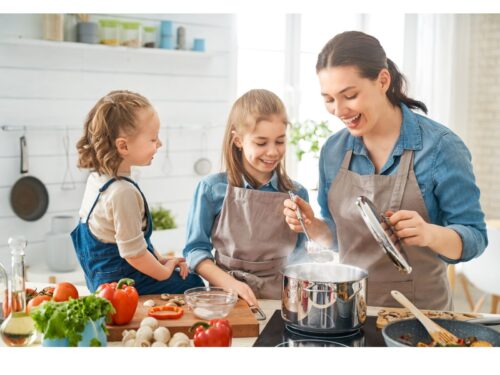 9 Easy ways to make mealtime more enjoyable with young kids ...